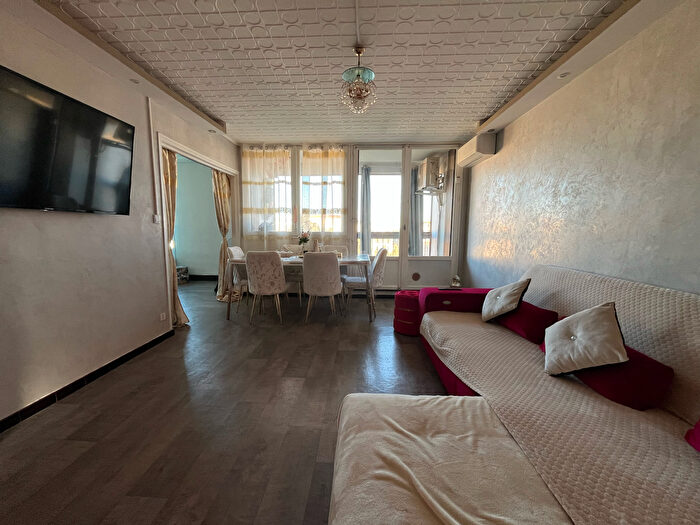Arles, Trébon : Appartement 4 pièces à vendre