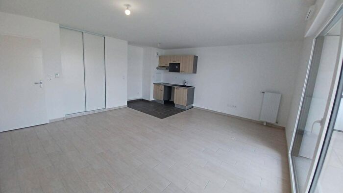 Appartement 1 pièce à louer à Plateau-Grèves-Europe-Gare du Stade-Fossés Jean, Colombes