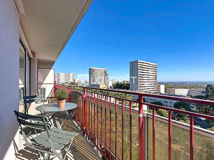 Appartement 3 pièces à Rillieux-la-Pape, Ville nouvelle Nord, à vendre