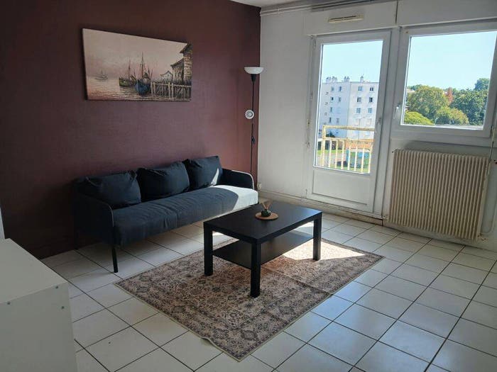 Clémenceau-Pontac-Sallegourde-Pont de Langon, Villenave-d'Ornon : Appartement 3 pièces à louer