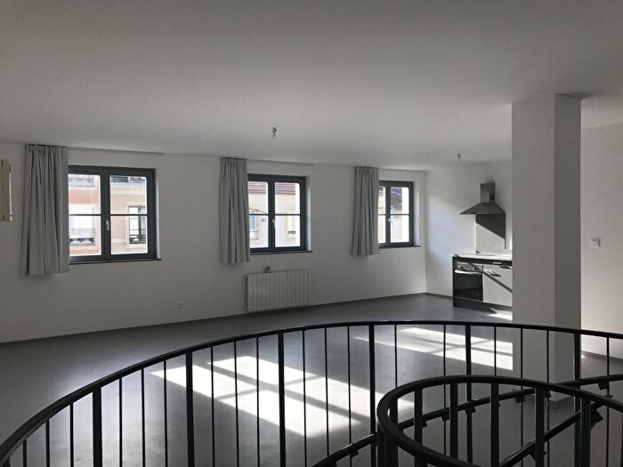 Appartement à louer - Nancy, Centre-ville, Charles III - 4 pièces - 3 chambres