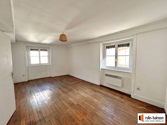 Appartement à louer - Terreaux, Lyon er arrondissement - 4 pièces - 3 chambres