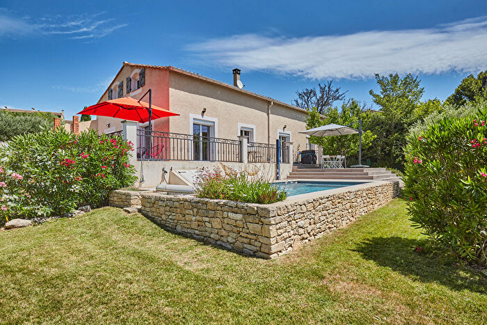 Maison 6 pièces à Vernègues, à vendre