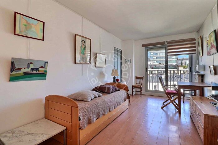 Appartement 1 pièce à louer à Emeriau-Zola, Paris 15ème arrondissement