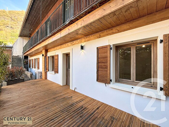 Appartement à vendre - Bagnères-de-Luchon - 4 pièces - 2 chambres