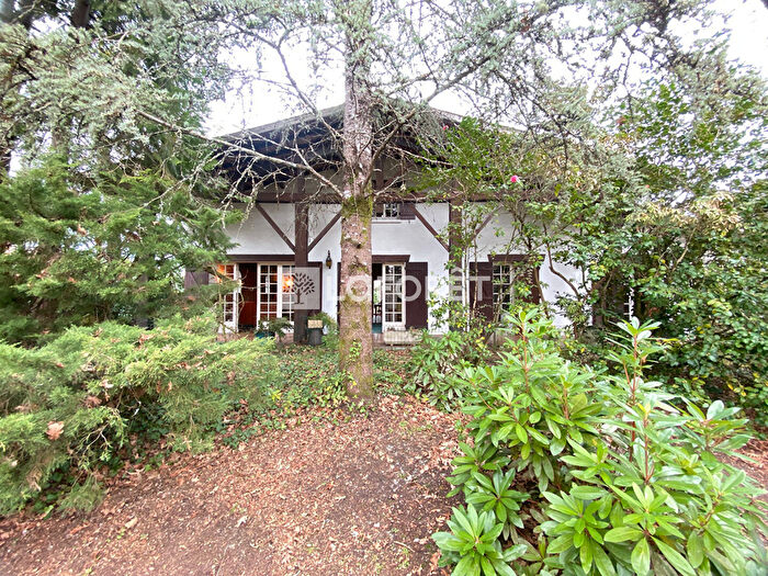 Maison à vendre - Saint-Jean-dIllac - 7 pièces - 6 chambres