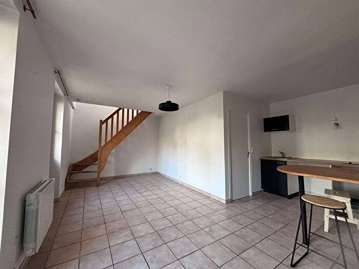 Maison à louer - Haute Ville-Basse Ville, Chartres - 2 pièces - 1 chambre