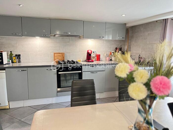 Maison à vendre - Mennecy, Le Petit Mennecy - 7 pièces - 4 chambres