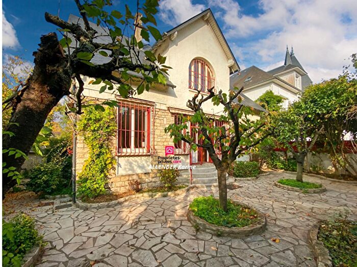 Maison à vendre - Sens, Faubourg dYonne, lîle dYonne - 8 pièces - 6 chambres