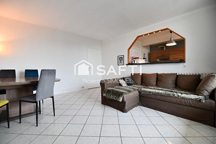 Appartement à vendre - Chilly-Mazarin, Nord - 3 pièces - 2 chambres