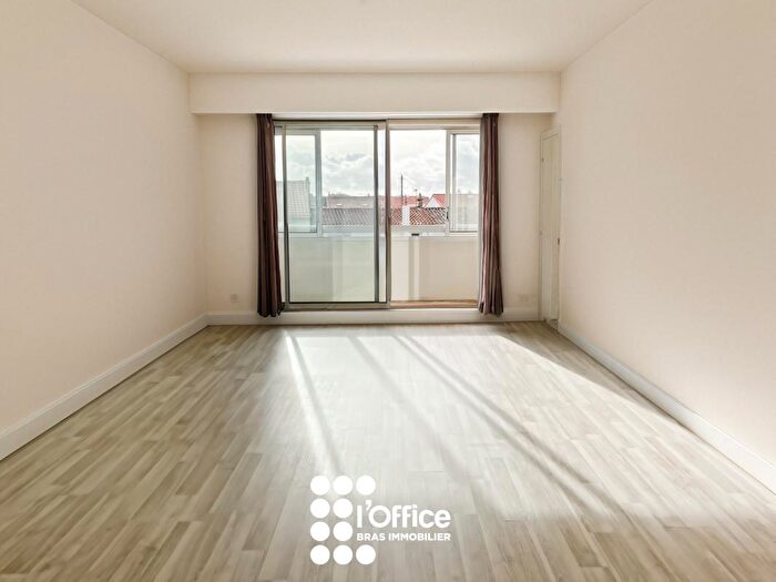 Appartement à louer - Les Sables-dOlonne, Les Roses, Route du Château dOlonne - 2 pièces - 2 chambres