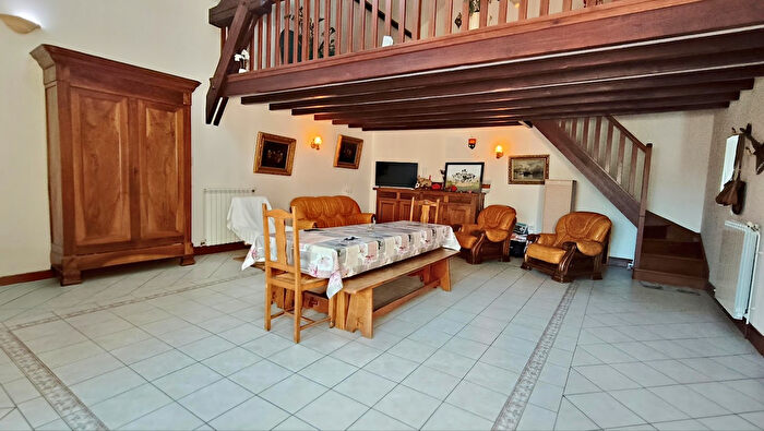 Saint-Ciers-de-Canesse - Maison 6 pièces à vendre