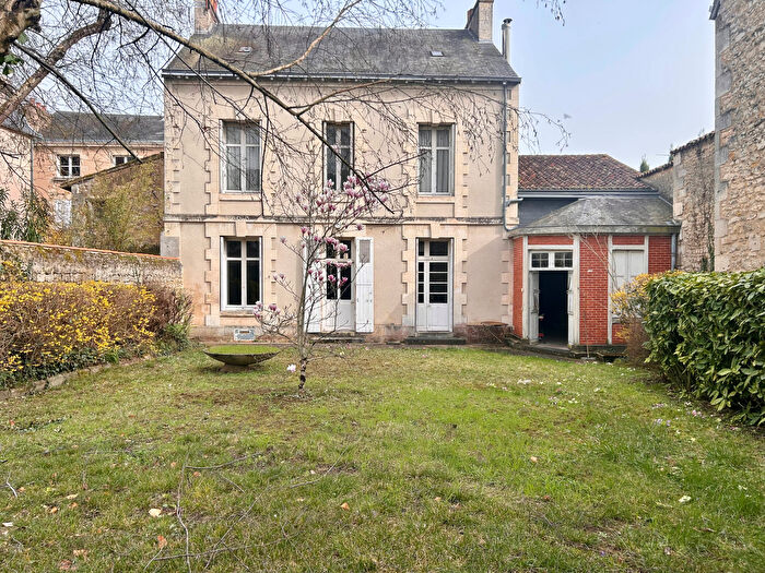 Maison à vendre - Poitiers, Centre-ville - 7 pièces - 4 chambres