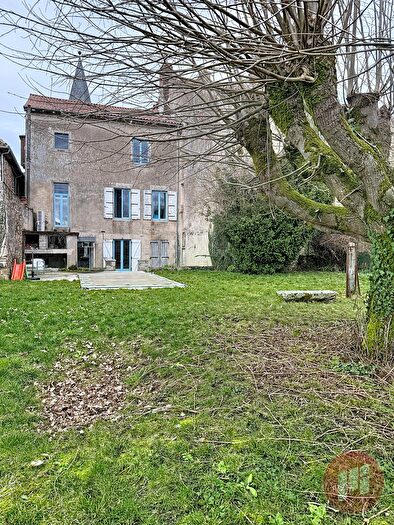Maison à vendre - Pierre-Buffière - 8 pièces - 6 chambres