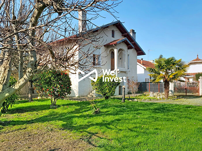 Maison à vendre - Billère, Centre-ville - 6 pièces - 3 chambres