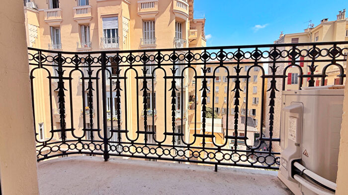 Appartement 1 pièce à Nice, Gambetta, à vendre