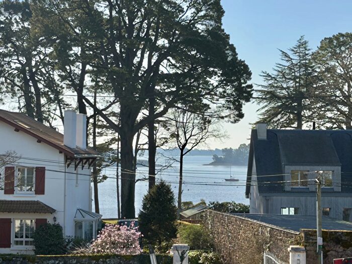 Maison à vendre - Arradon - 6 pièces - 4 chambres