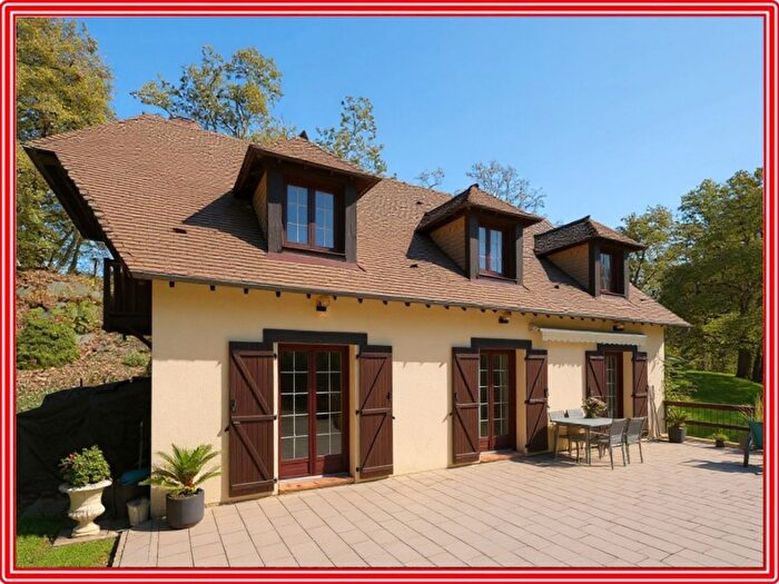 Maison à vendre - Lillebonne - 5 pièces - 4 chambres