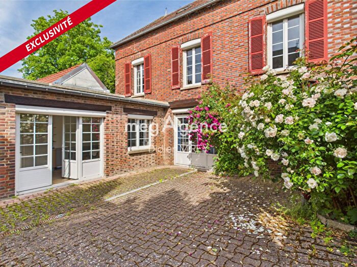 Maison à vendre - Villemaur-sur-Vanne - 9 pièces - 5 chambres