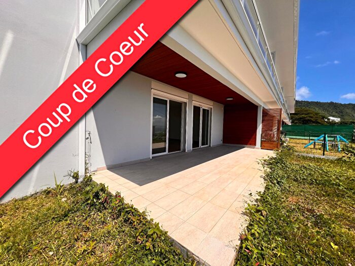 Appartement à louer - Saint-Denis, Bellepierre - 4 pièces - 3 chambres