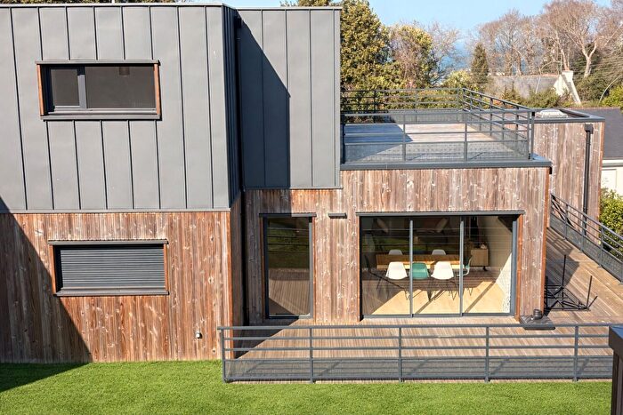 Maison à vendre - Perros-Guirec - 6 pièces - 4 chambres