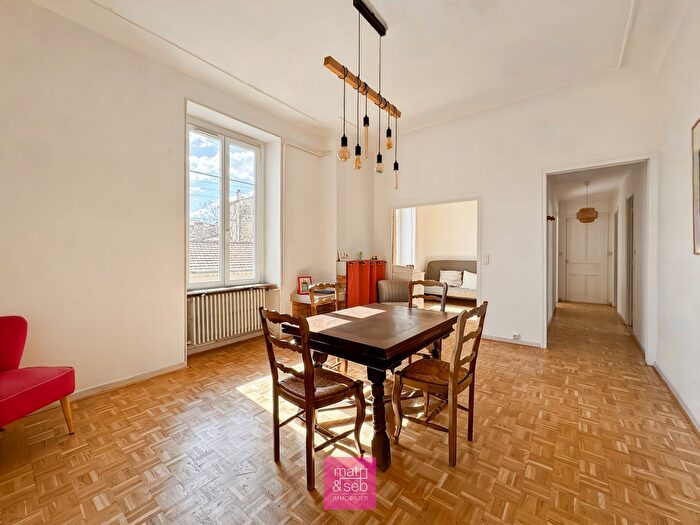 Appartement à vendre - Nîmes, Gare - 5 pièces - 3 chambres