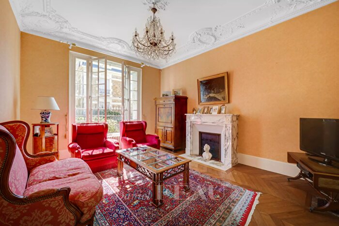 Versailles, Montreuil - Maison 10 pièces à vendre