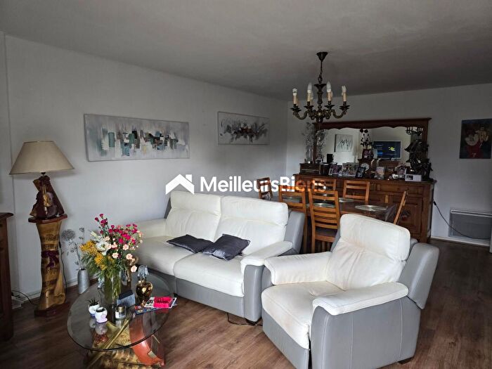 Appartement à vendre - Valenciennes, Nungesser, La Briquette, Fb de Cambrai - 3 pièces - 2 chambres