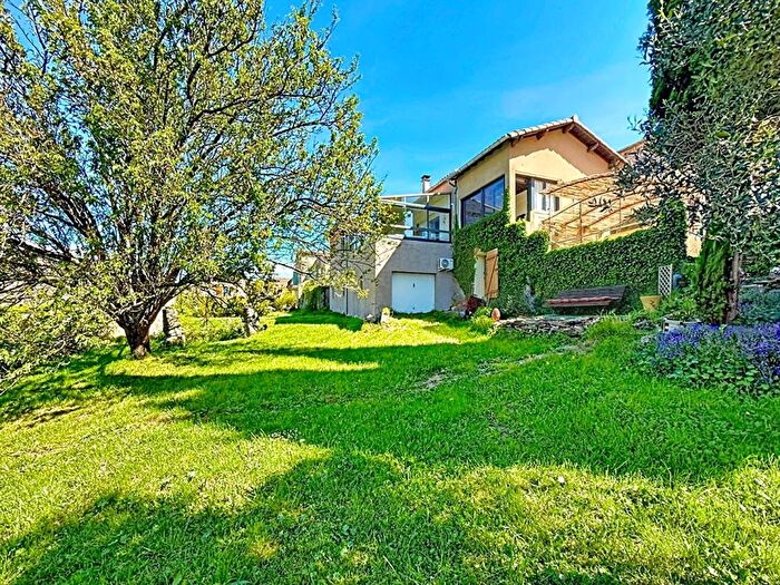 Maison 4 pièces à Tauriers, à vendre