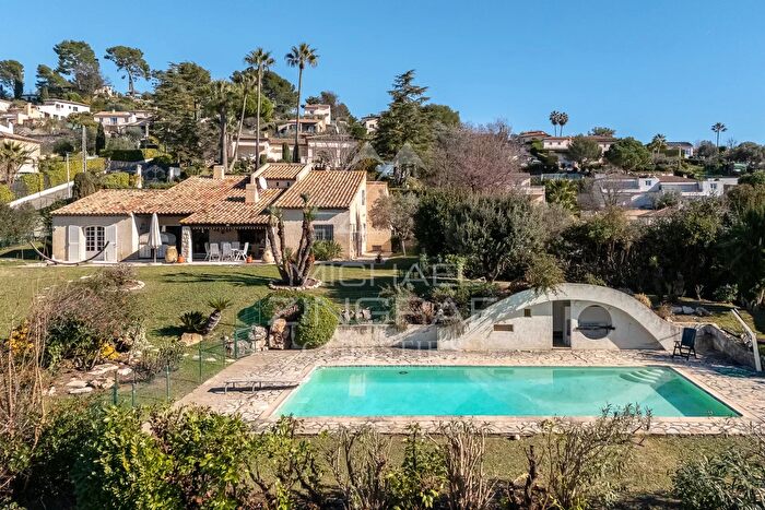 Maison à vendre - Cagnes-sur-Mer, Les Vallières, Le Malvan, Les Travails, La Combe - 5 pièces - 4 chambres