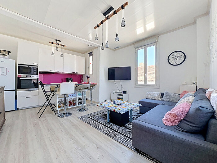 Orange, Colline, Etang : Appartement 4 pièces à vendre
