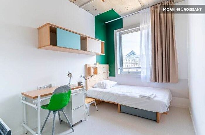 Appartement à louer - Pvé Neuf-Mont dEst, Noisy-le-Grand - 1 pièce