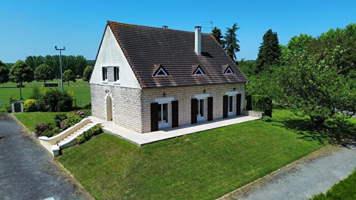 Maison à vendre - VillersCotterêts - 7 pièces - 5 chambres