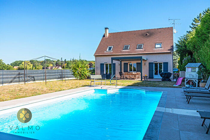 Maison 5 pièces à vendre à Montfort-l'Amaury