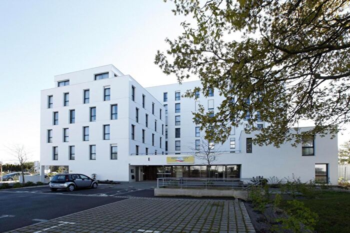 Quartiers Nord-Ouest, Saint-Martin : Appartement 2 pièces à vendre