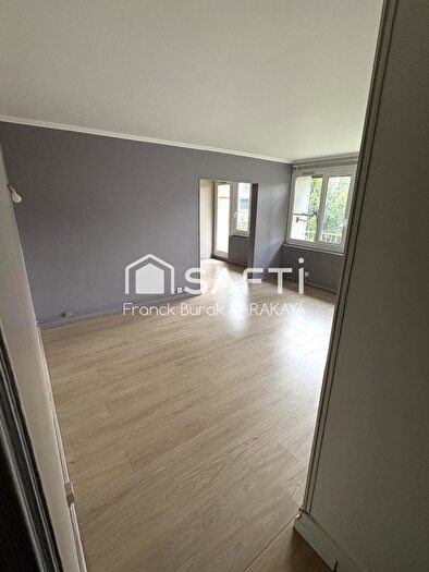 Appartement 3 pièces à vendre - Gagny, Centre-ville