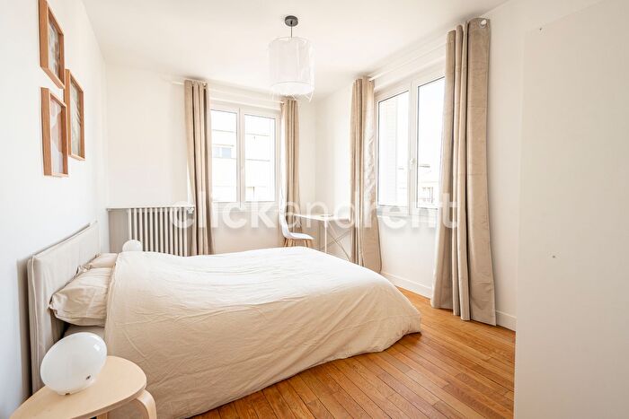 Appartement 4 pièces à Noisy-le-Sec, Centre-ville, Gare, à louer