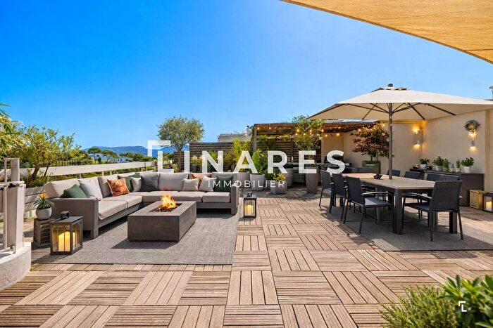 Appartement à vendre - Marseille e , Perier - 5 pièces - 3 chambres