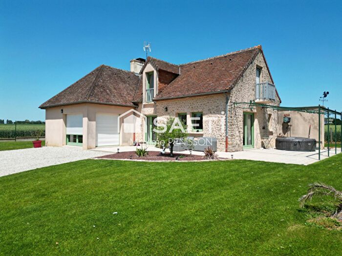 Maison 5 pièces à vendre à René