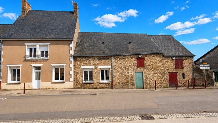 Commer : Maison 7 pièces à vendre