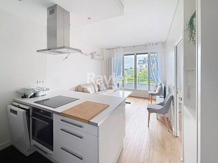 Appartement 2 pièces à louer à Bois de Boulogne, Paris ème arrondissement