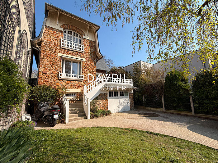 Maison à vendre - Conflans-Sainte-Honorine, Fin-dOise - 7 pièces - 5 chambres