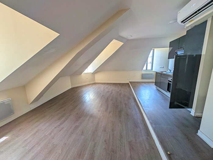 Appartement 2 pièces à louer à Bourges, Centre-ville, Charlet, Lahitolle, Pignoux, Sembat