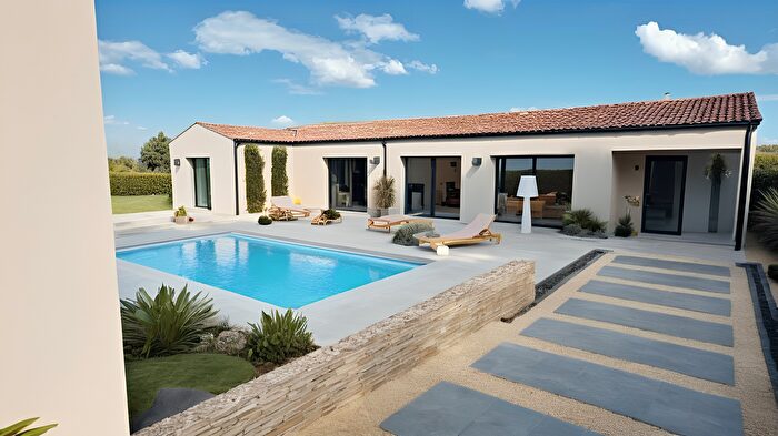 Maison 6 pièces à Salles-sur-Mer, à vendre