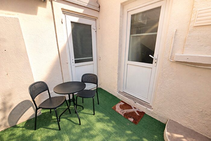 Appartement à vendre - Valras-Plage - 3 pièces - 1 chambre