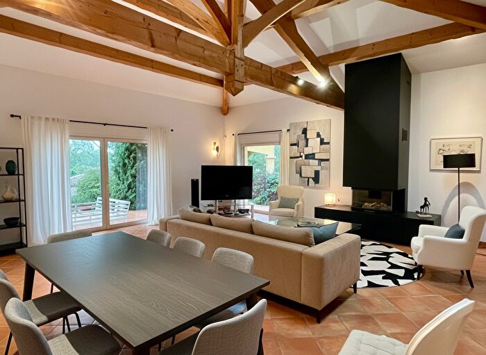 Maison à vendre - Saint-Gély-du-Fesc - 8 pièces - 7 chambres