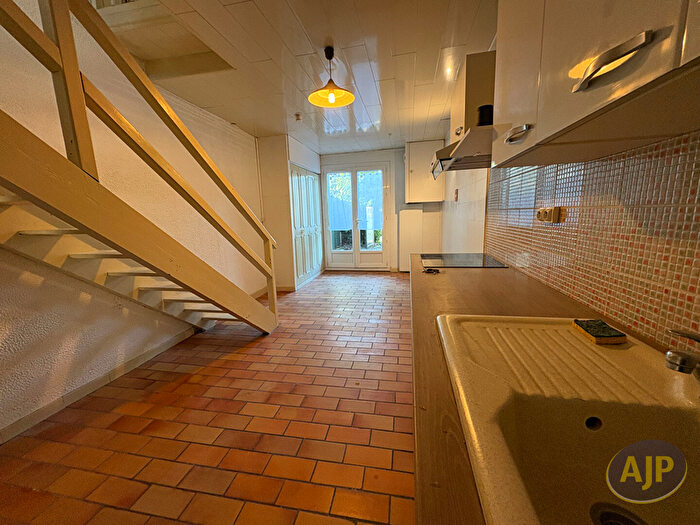 Appartement à louer - Gradignan, Ornon, Chartrèze, Beausoleil - 2 pièces - 1 chambre