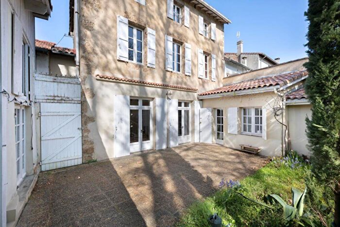 Centre Ville, Mont-de-Marsan - Maison 6 pièces à louer
