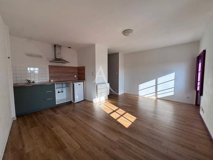 Appartement 1 pièce à La Ferrière, à louer