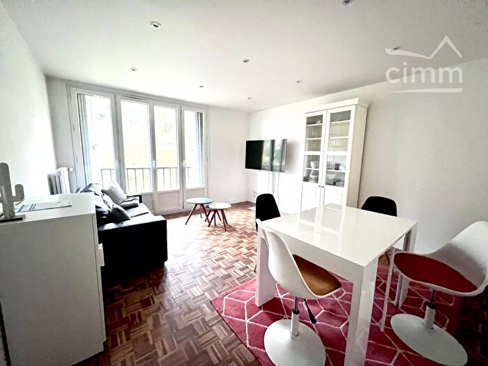 Appartement à vendre - Chantilly - 3 pièces - 2 chambres